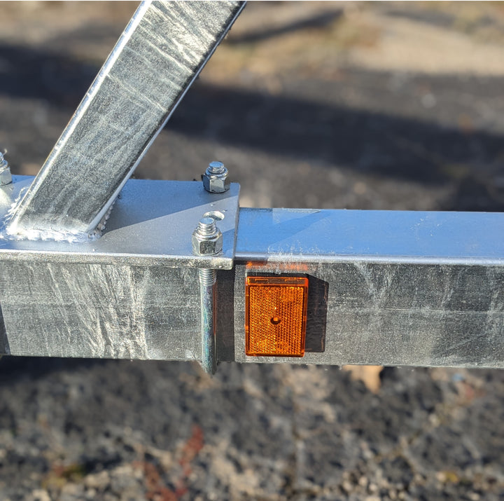 Clearance and Marker Lights – EZ Loader Trailers.com