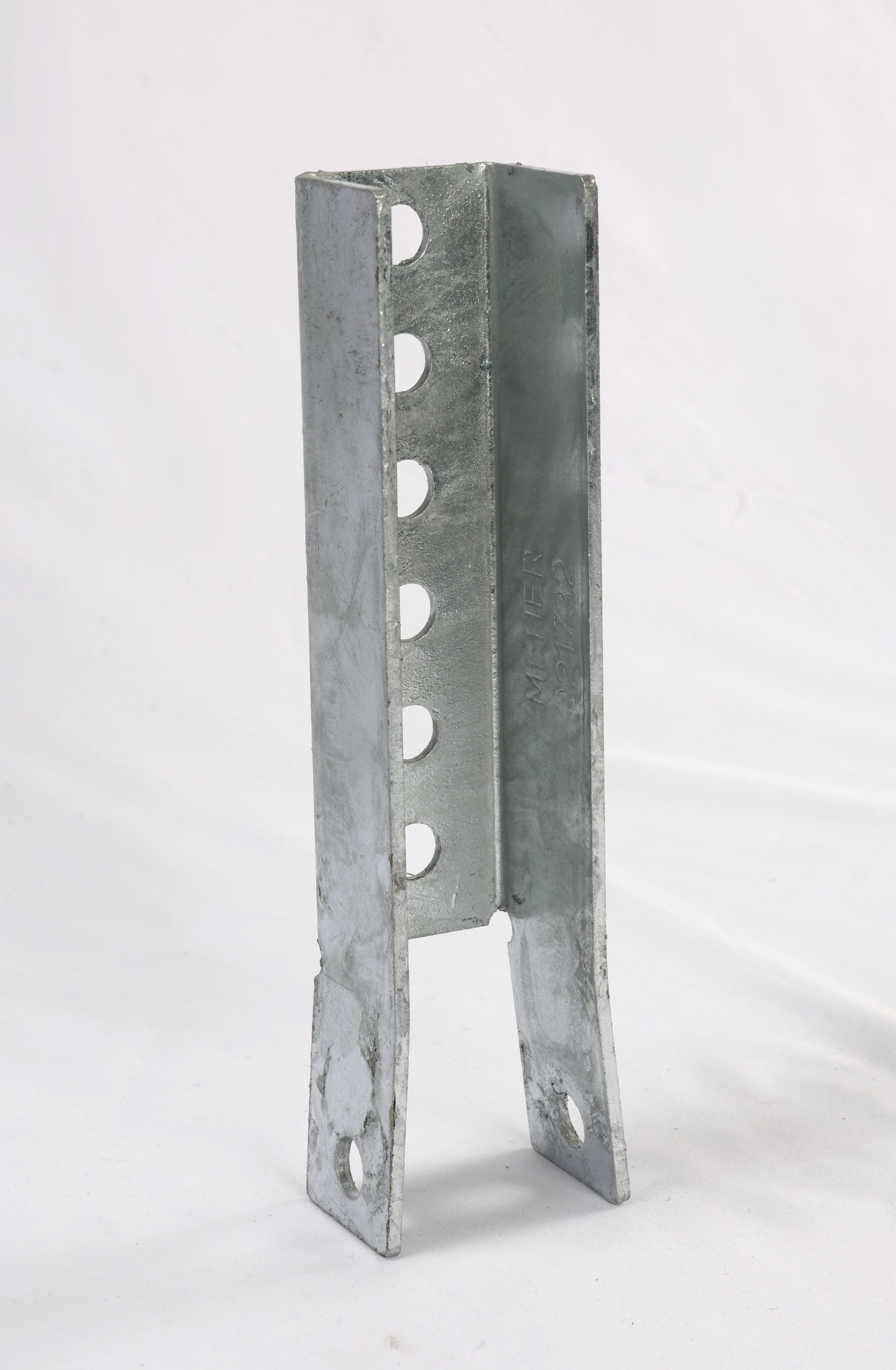 EZ Loader Bunk Channel Mounting Bracket 8" 250-021732-10 – EZ Loader ...